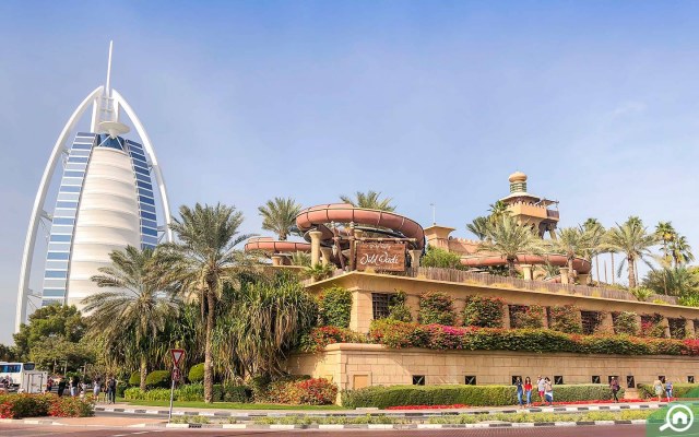 Al Manara Area Guide | Bayut