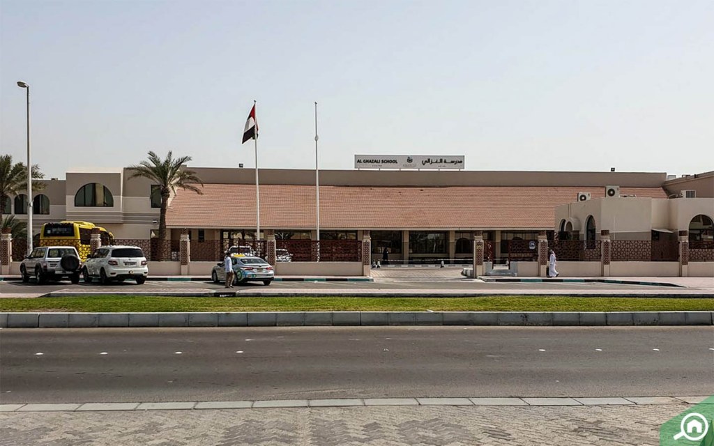 Al Bateen Area Guide | Bayut