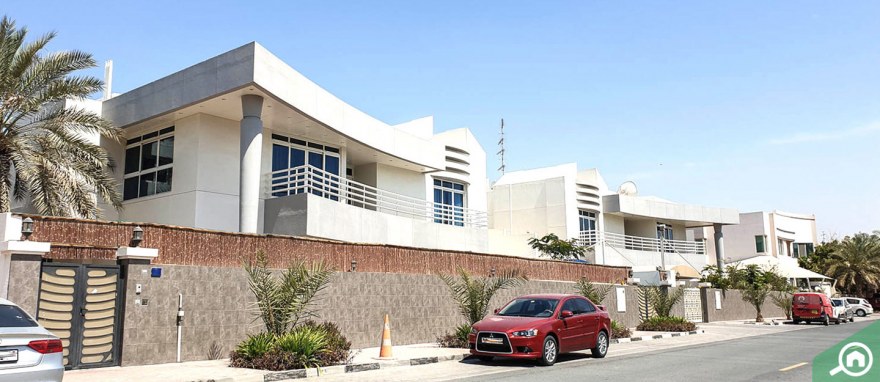 Al Garhoud Area Guide | Bayut