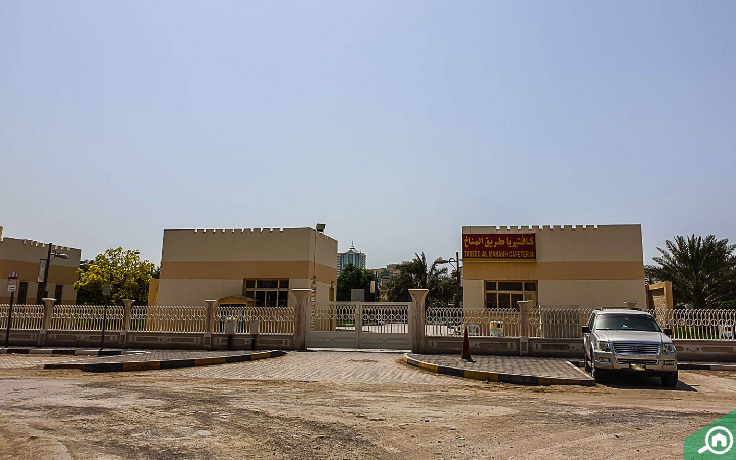 Al Manakh Area Guide | Bayut