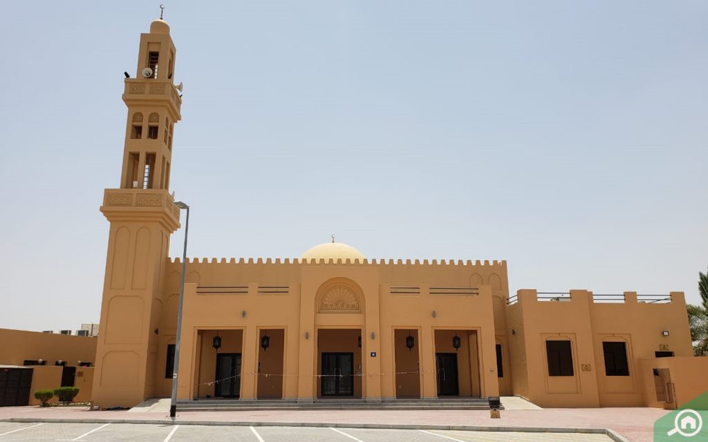Oud Al Muteena 2 Area Guide | Bayut