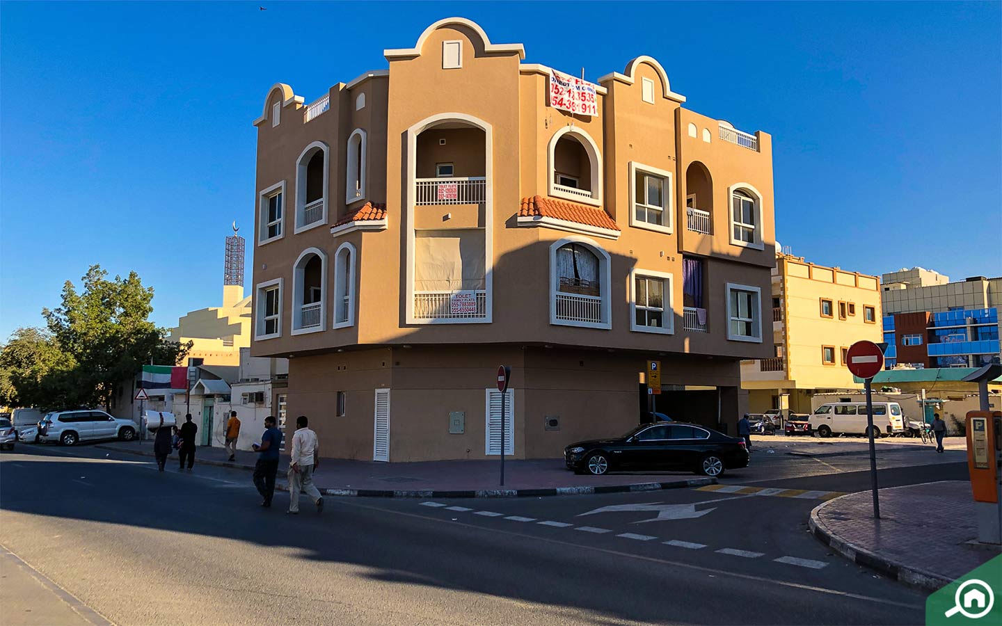 Hor Al Anz – Area, Neighbourhood & Lifestyle Guide » Bayut™