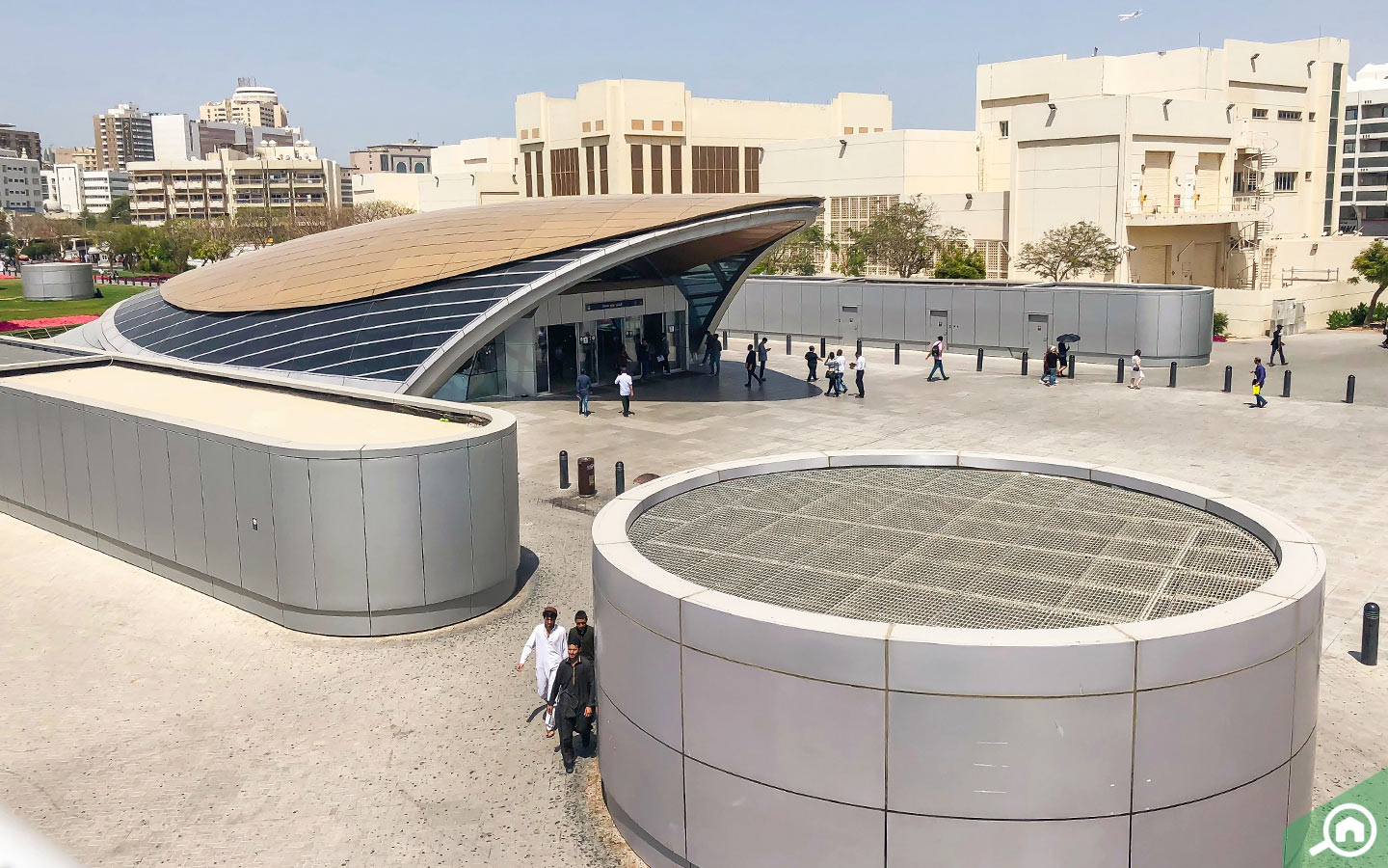 Naif Road, Naif Area Guide | Bayut