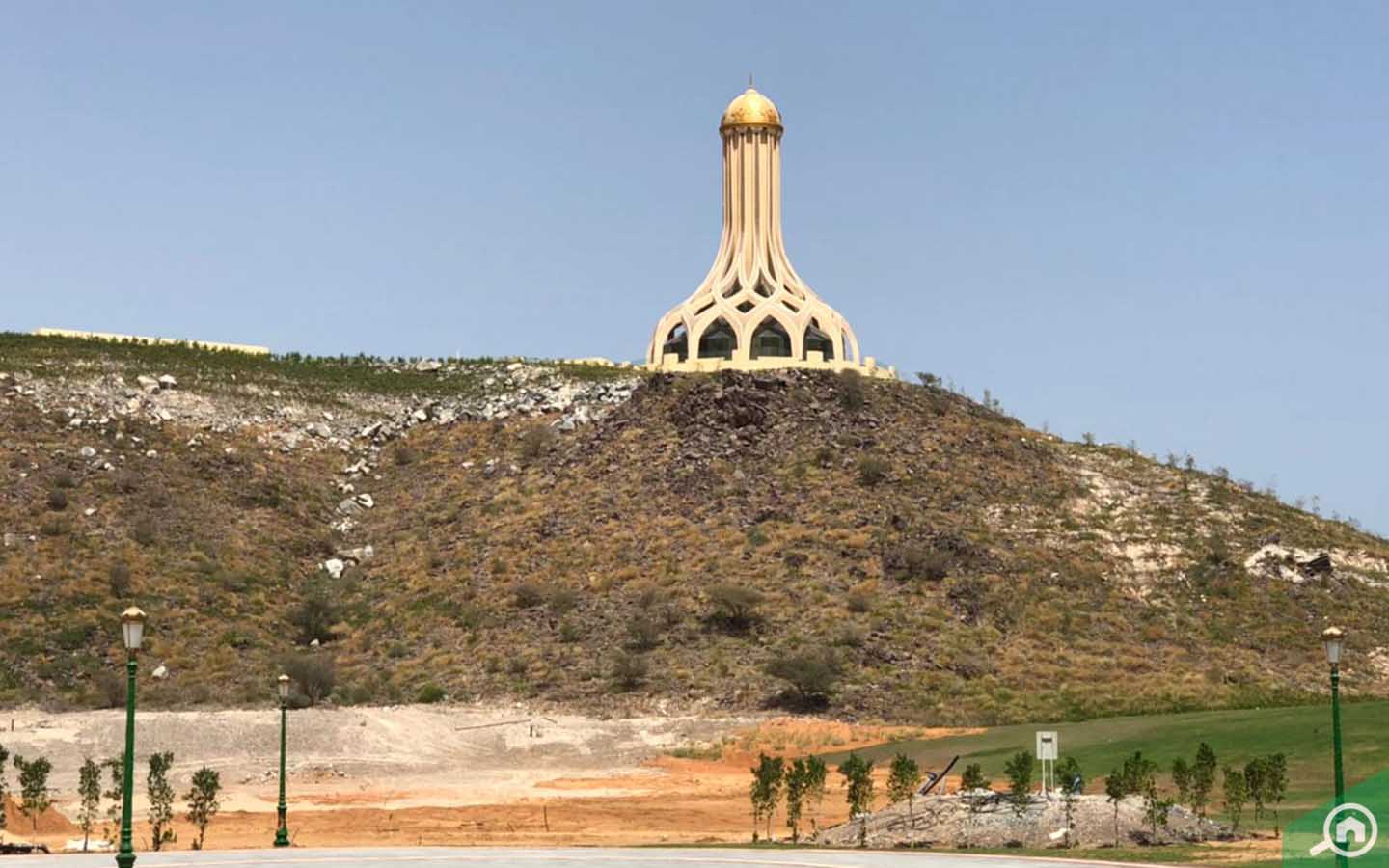 Khor Fakkan, Sharjah Area Guide | Bayut