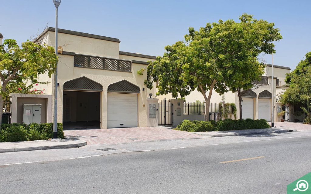 District 8, Jumeirah Park Area Guide | Bayut