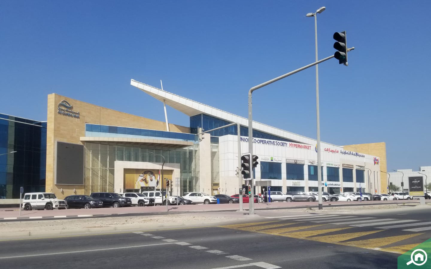 Golf Place 1 Area Guide | Bayut