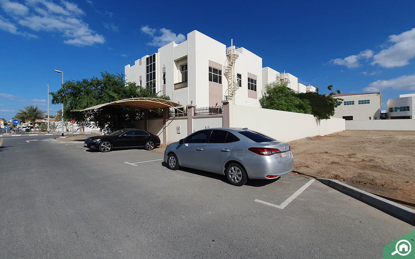 Umm Al Sheif Area Guide | Bayut