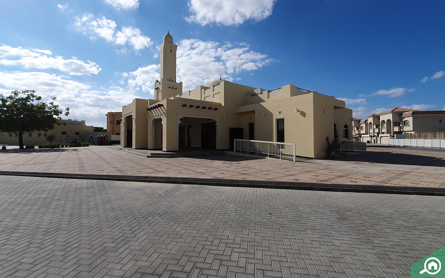 Umm Al Sheif Area Guide | Bayut